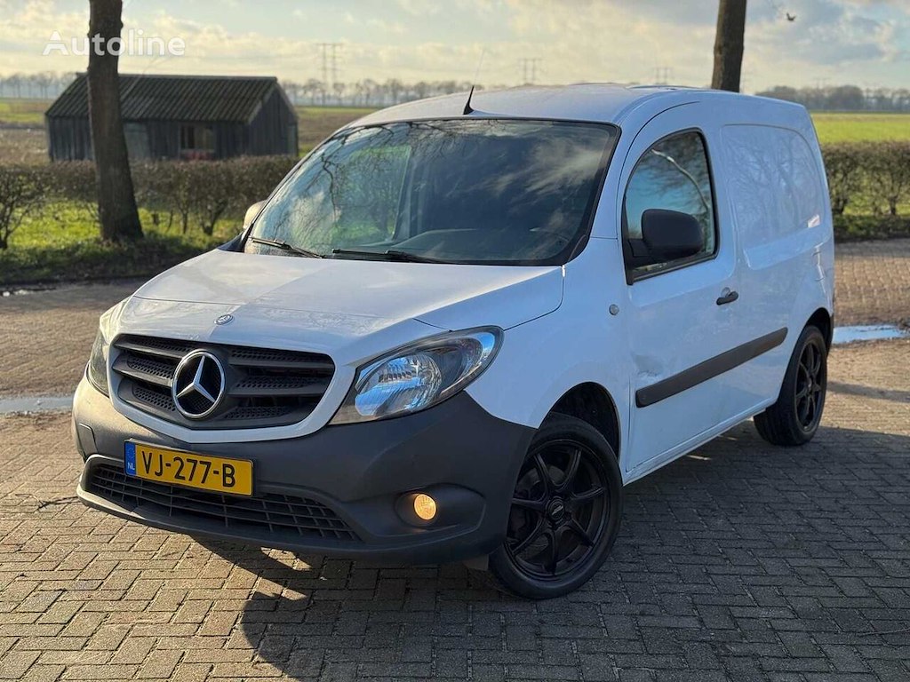 Prodaje se Mercedes-Benz Citan laki furgon na aukciji