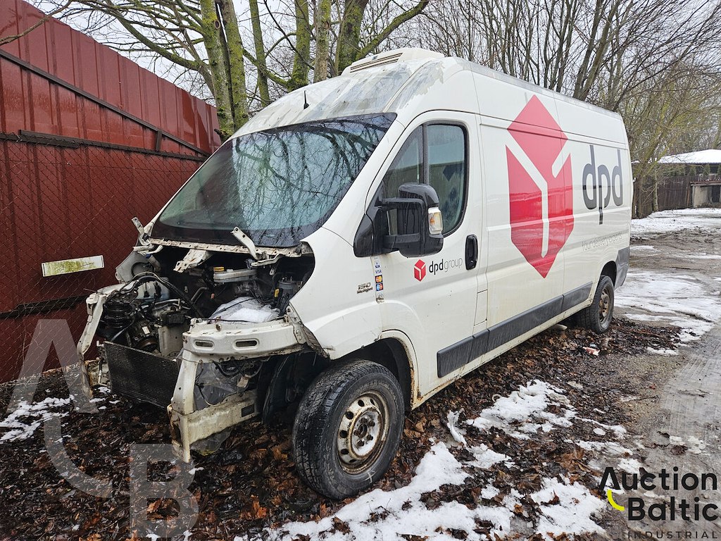 Prodaje se FIAT Ducato minibus furgon na aukciji