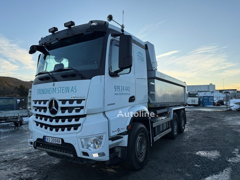 Prodaje se Mercedes-Benz Arocs kiper na aukciji