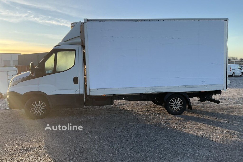 Prodaje se IVECO Daily kamion furgon < 3.5t na aukciji