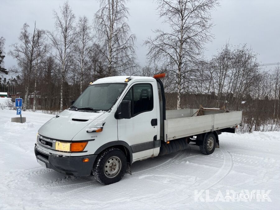 Prodaje se IVECO Daily kamion s ravnom platformom < 3.5t na aukciji