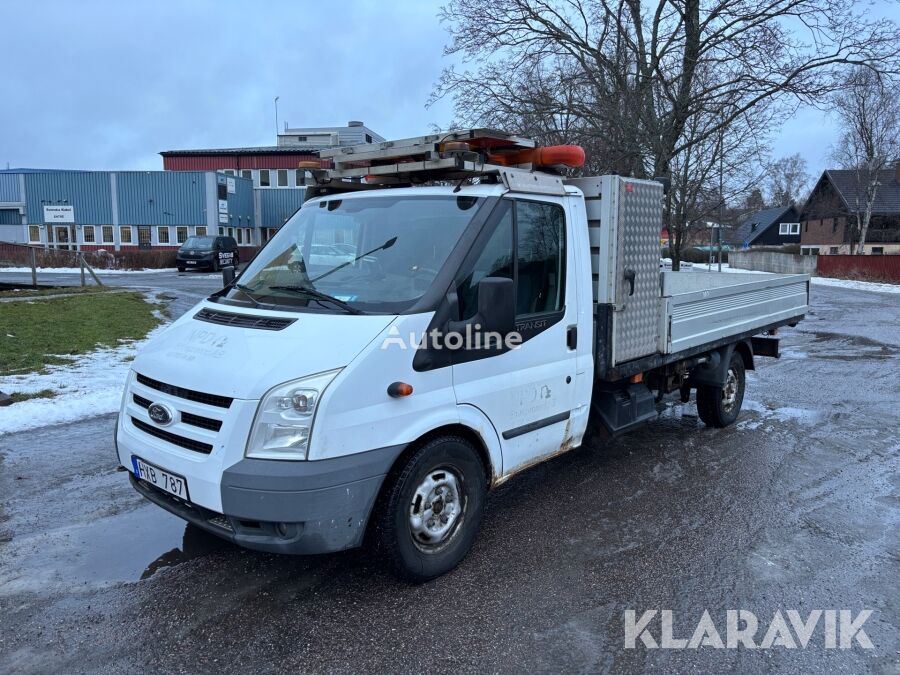 Prodaje se Ford Transit kamion s ravnom platformom < 3.5t na aukciji