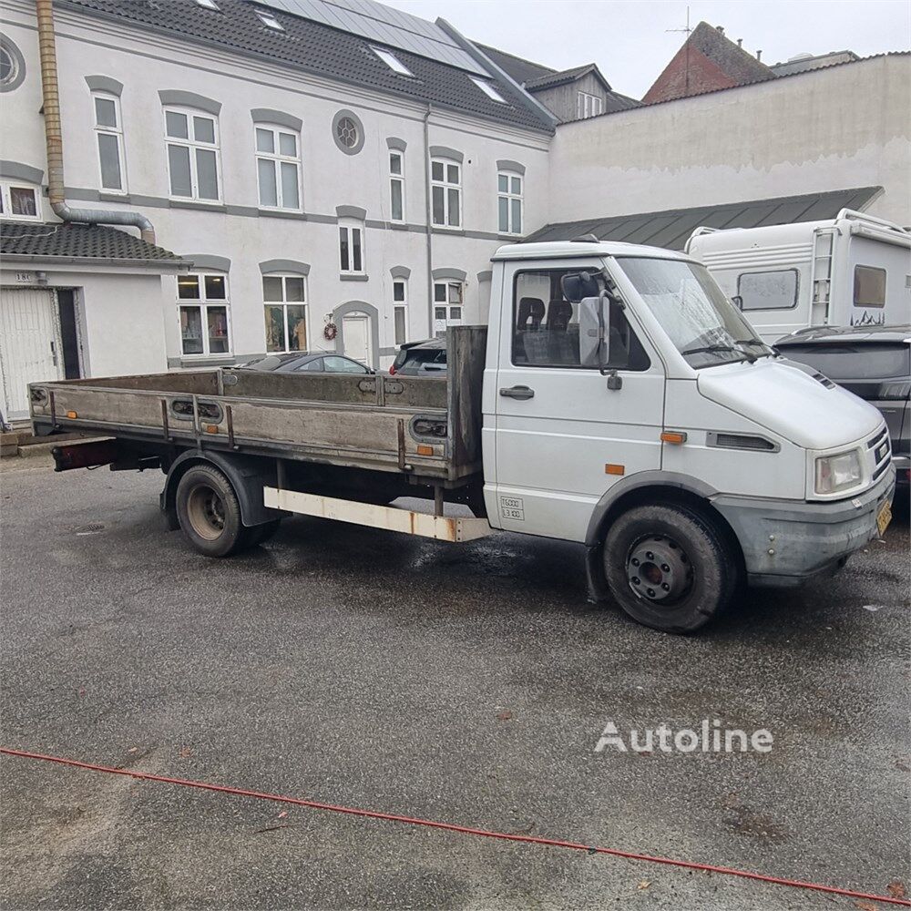 Prodaje se IVECO Daily 50C13, 2,8 TD kamion s ravnom platformom na aukciji