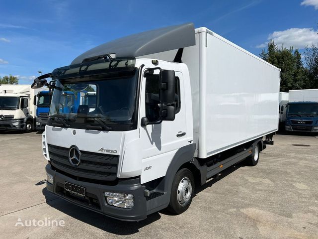 Mercedes-Benz ATEGO 821 L Koffer 6 m LBW 1,5 T*Luft HA*ZAA-AHK kamion furgon