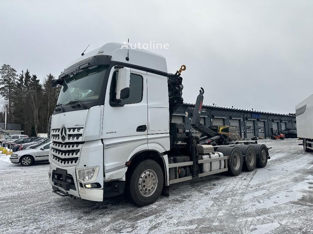 Mercedes-Benz Arocs 3253 HIAB 302 kamion rol kiper