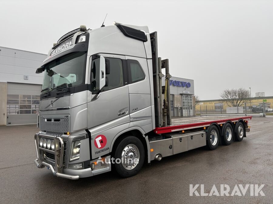 Prodaje se Volvo FH16 750 kamion platforme na aukciji