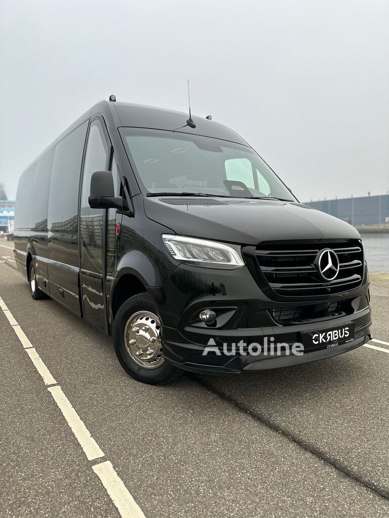 Novi Mercedes-Benz Sprinter 519 XXL BusinessLine on Stock putnički minibus