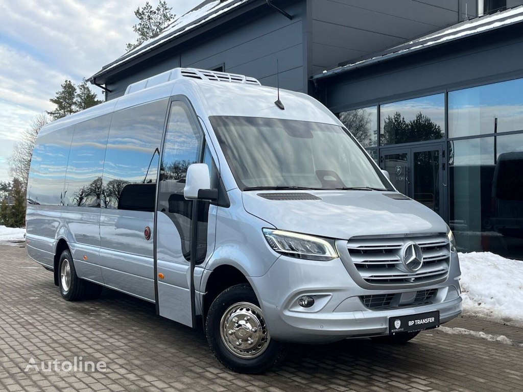 Novi Mercedes-Benz Sprinter 519 putnički minibus