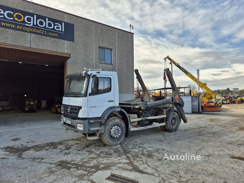 Mercedes-Benz Axor 1828 kamion autopodizač kontejnera