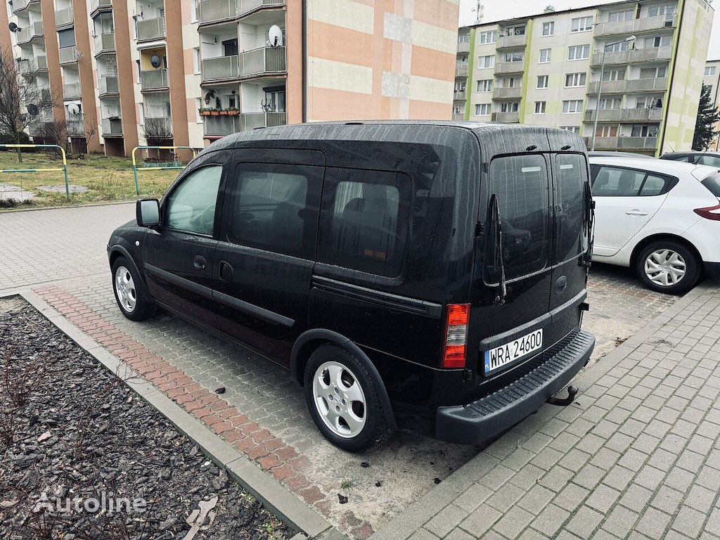 Opel Combo minivan