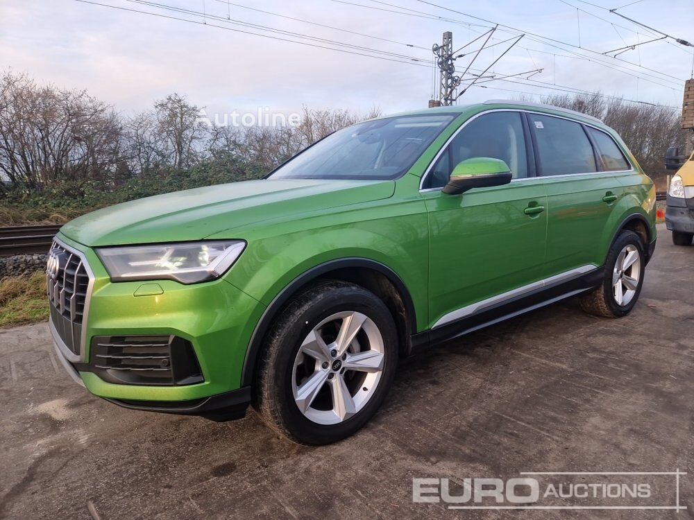 Prodaje se Audi Q7 krosover na aukciji