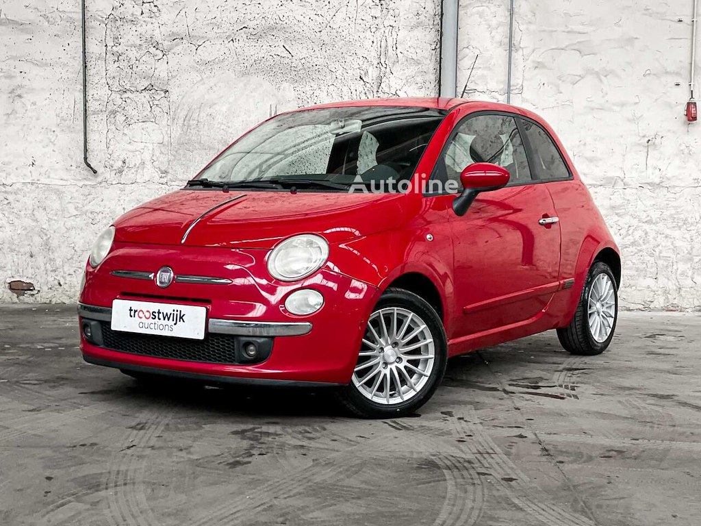 Prodaje se FIAT 500 hečbek na aukciji