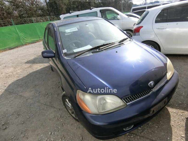 Toyota PLATZ sedan