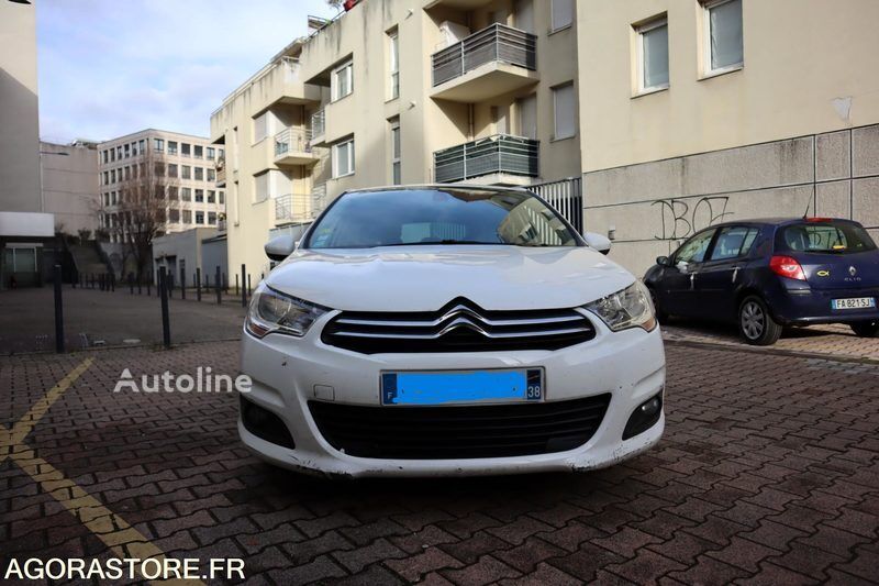 Prodaje se Citroen C4 hečbek na aukciji