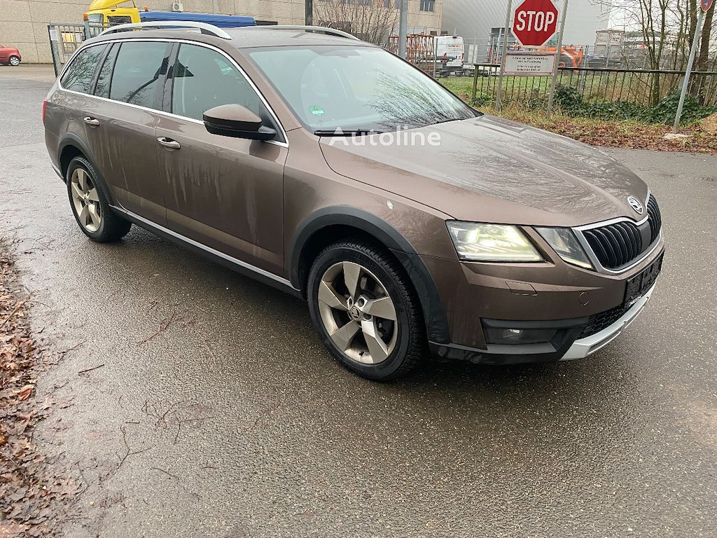 Prodaje se Škoda Octavia Scout 2.0 TDI karavan na aukciji