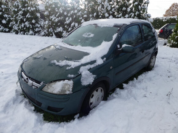 Prodaje se Opel Corsa hečbek na aukciji