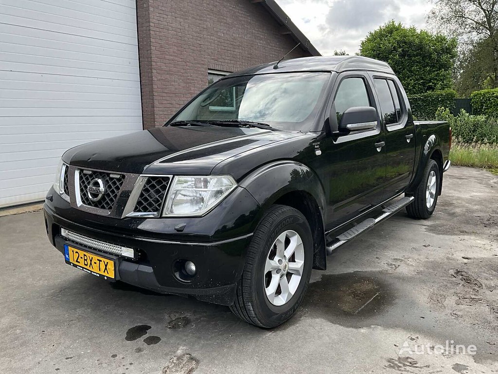 Prodaje se Nissan Navara 2.5DCI double cab 4WD pikap na aukciji