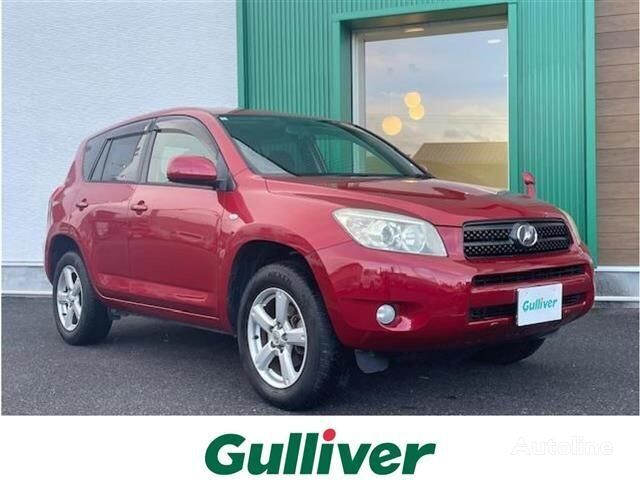 Toyota RAV4 krosover