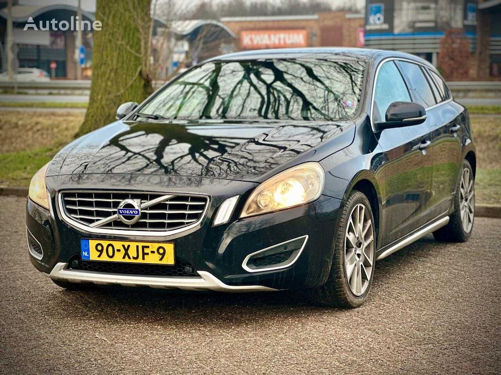 Prodaje se Volvo V60 karavan na aukciji