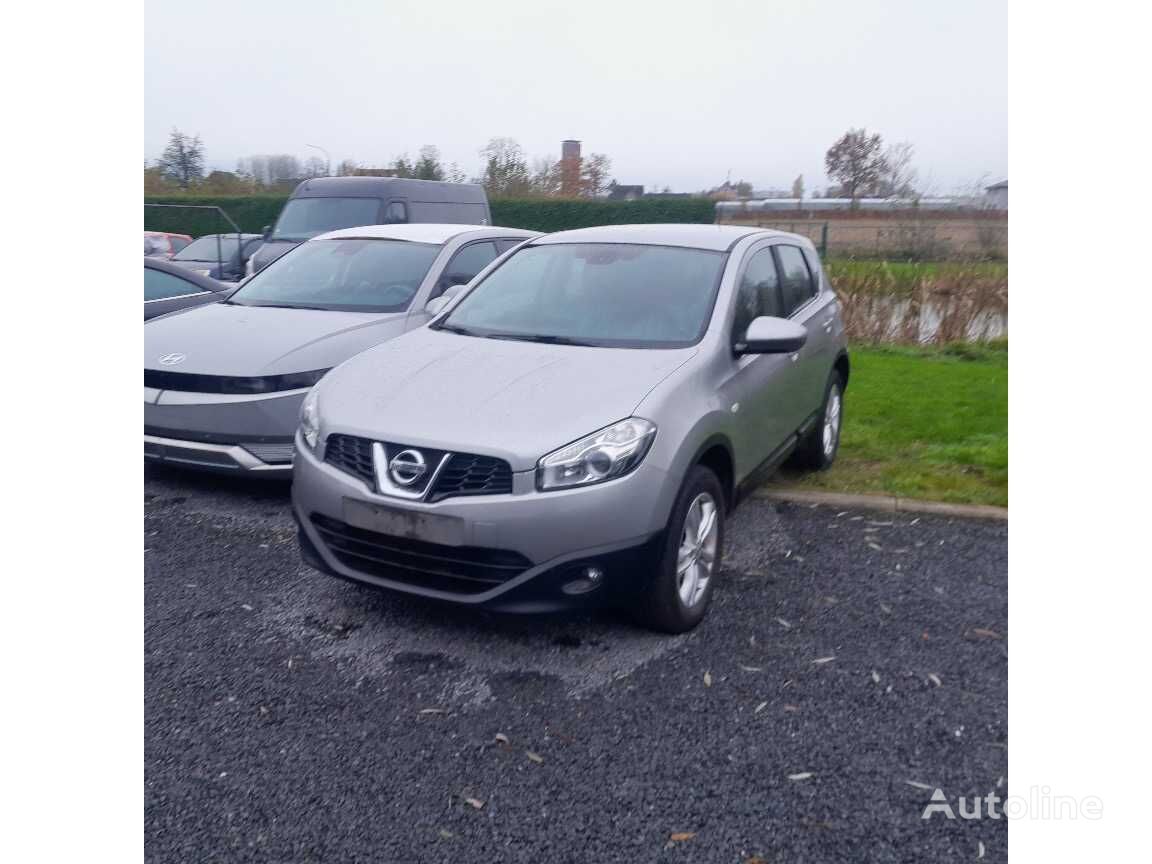 Prodaje se Nissan Qashqai krosover na aukciji