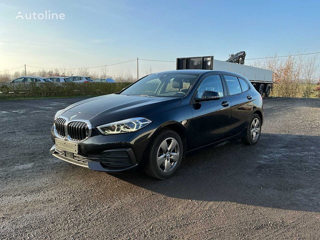 Prodaje se BMW 116D hečbek na aukciji