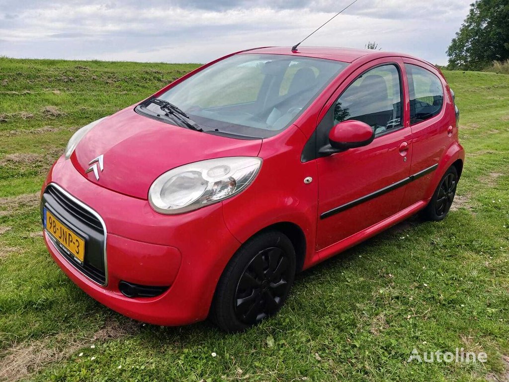 Prodaje se Citroen C1 hečbek na aukciji