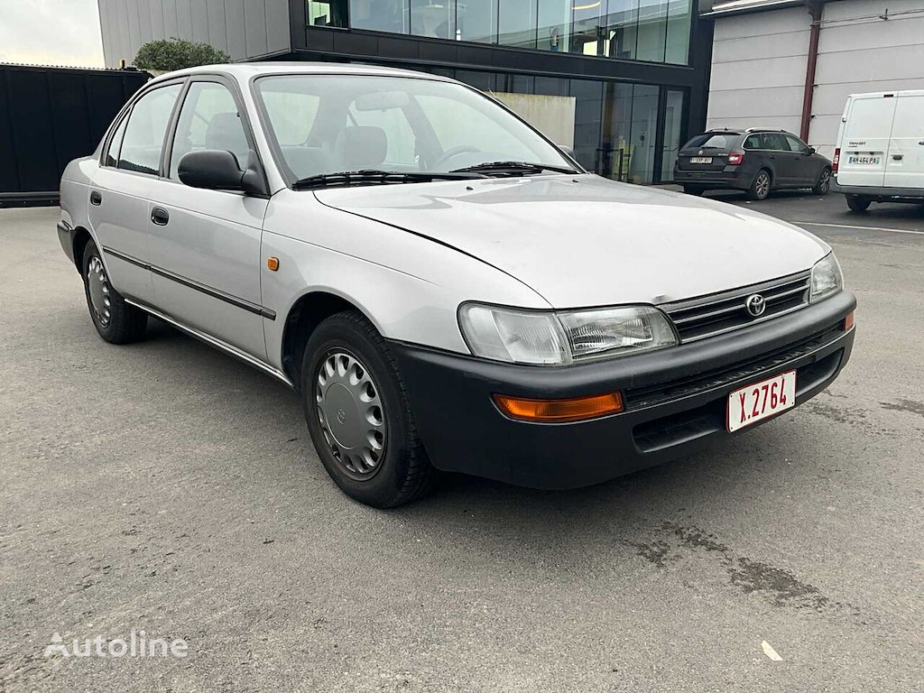 Prodaje se Toyota COROLLA sedan na aukciji