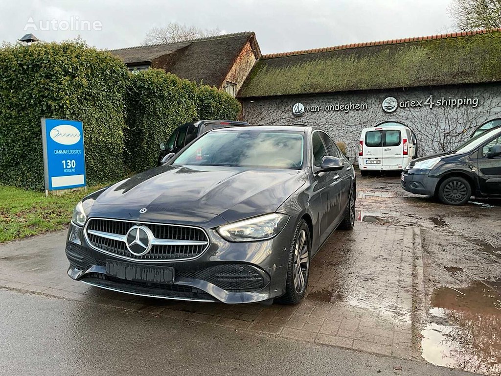 Prodaje se Mercedes-Benz C 180 sedan na aukciji