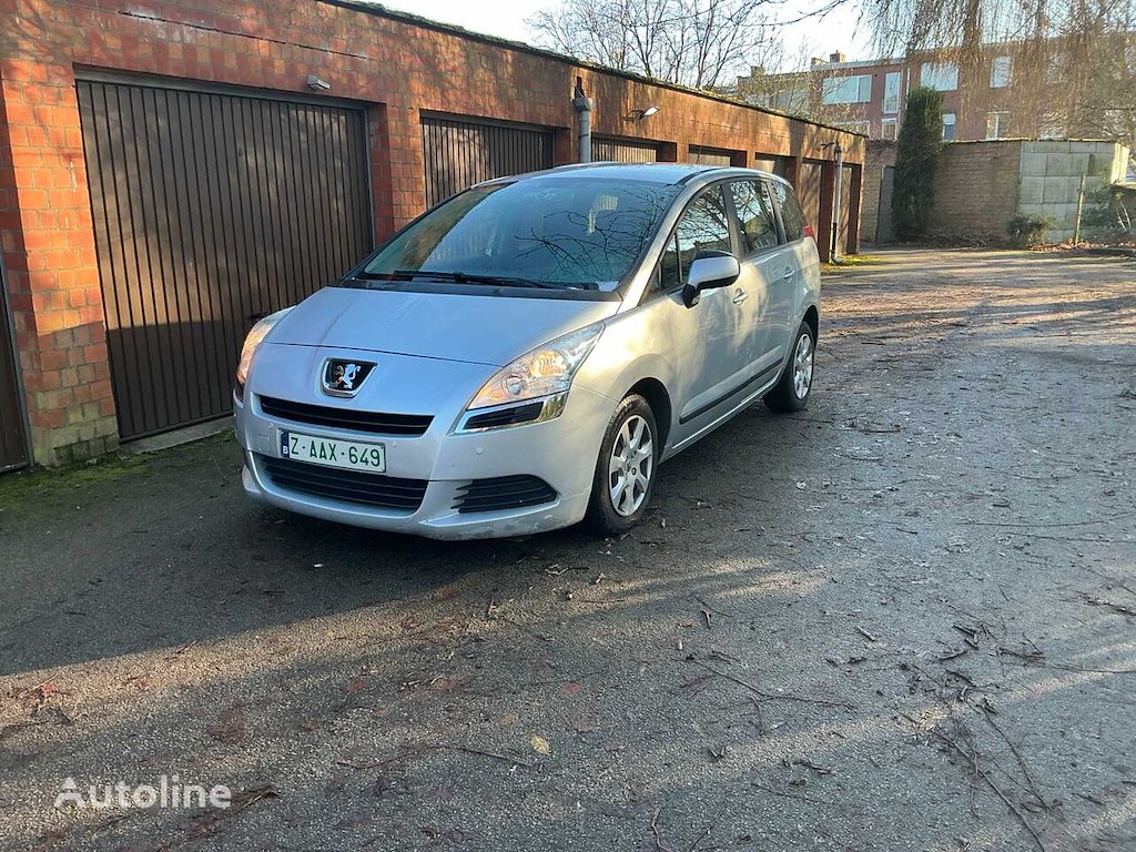 Prodaje se Peugeot 5008 karavan na aukciji