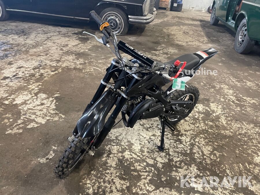 Prodaje se Jinhua SPD-06003 motocikl na aukciji