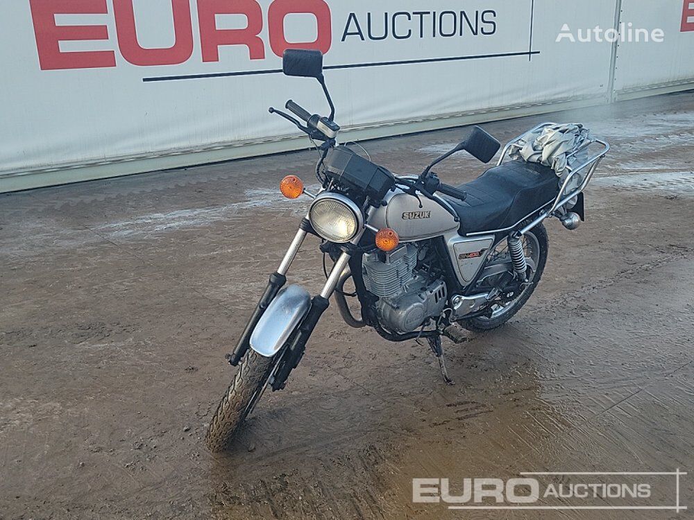 Prodaje se Suzuki GN400 motocikl na aukciji