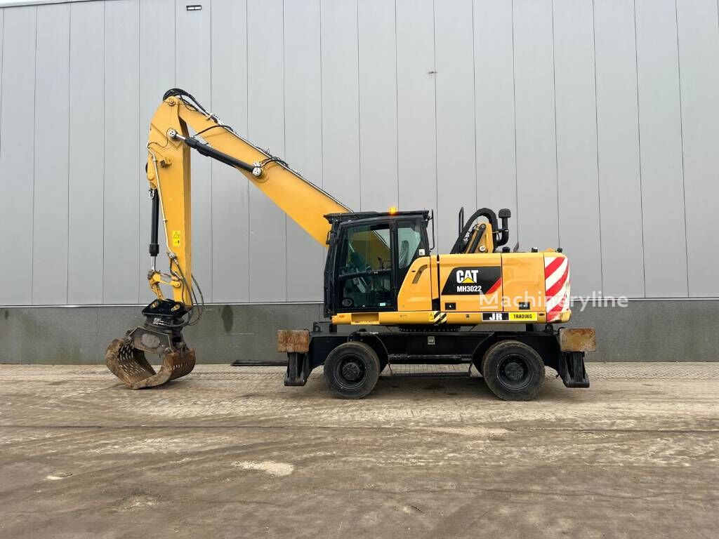 Caterpillar CAT MH 3022 bager za pretovar