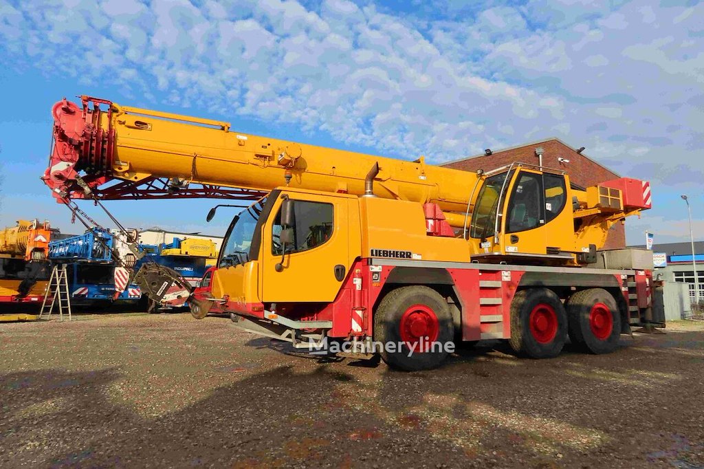 Liebherr LTM 1050-3.1 pokretna dizalica