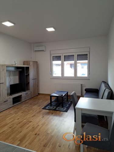 LAZE LAZAREVICA - NOVA, NAMEŠTENA GARSONJERA 27M2 - 320E