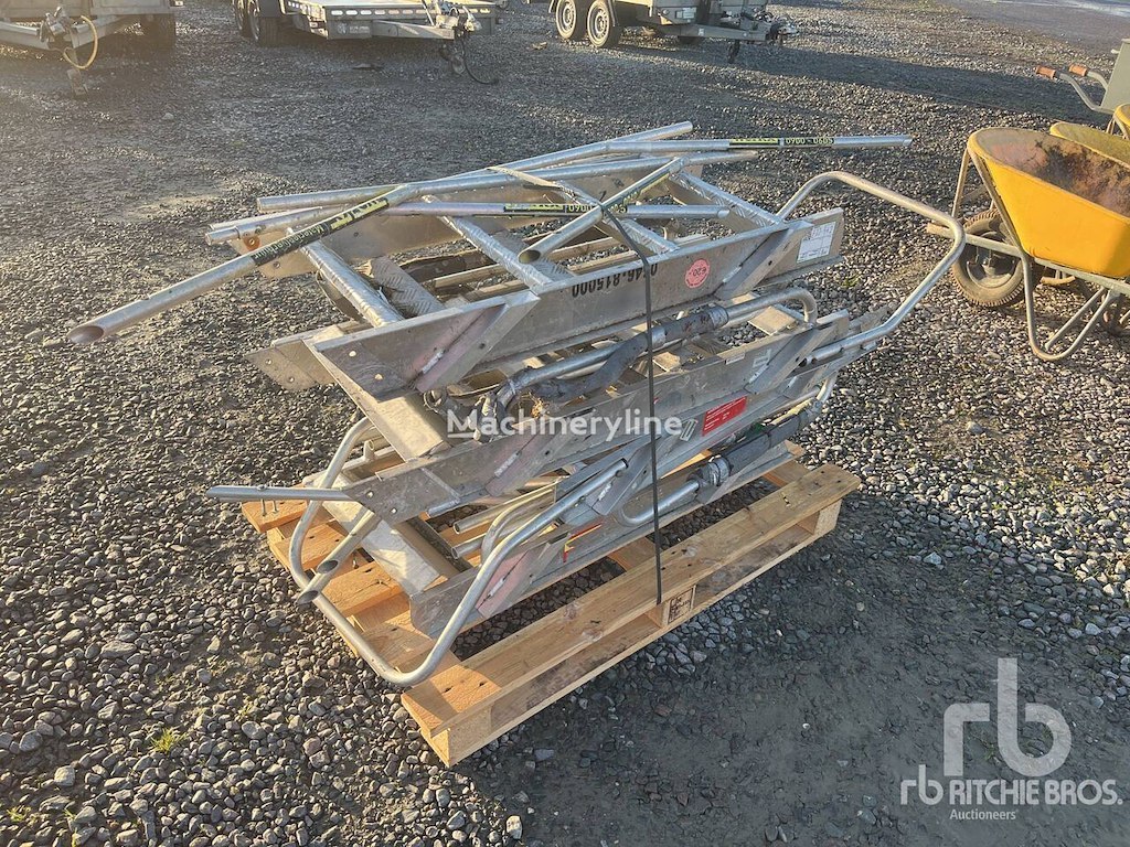 Prodaje se Quantity of Ladders pneumatski čekić na aukciji