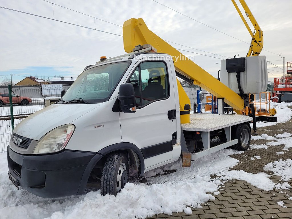 IVECO Daily 35S11 - 18m Socage T318 - bucket truck boom lift auto dizalica s korpom