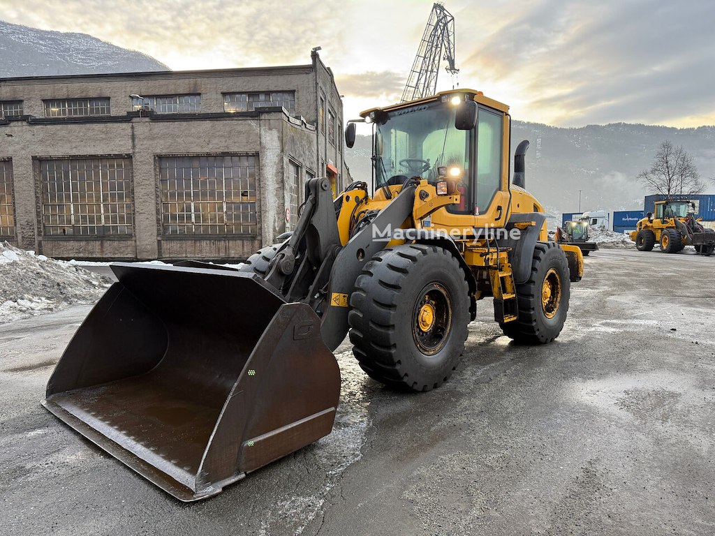 Volvo L70G prednji utovarivač