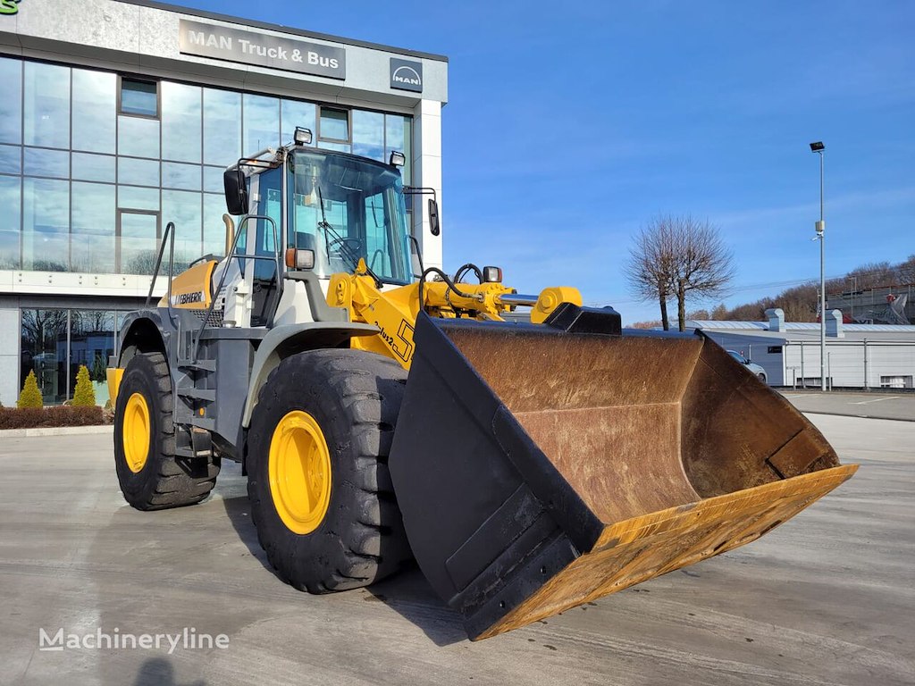 Liebherr L544 2PLUS2 prednji utovarivač