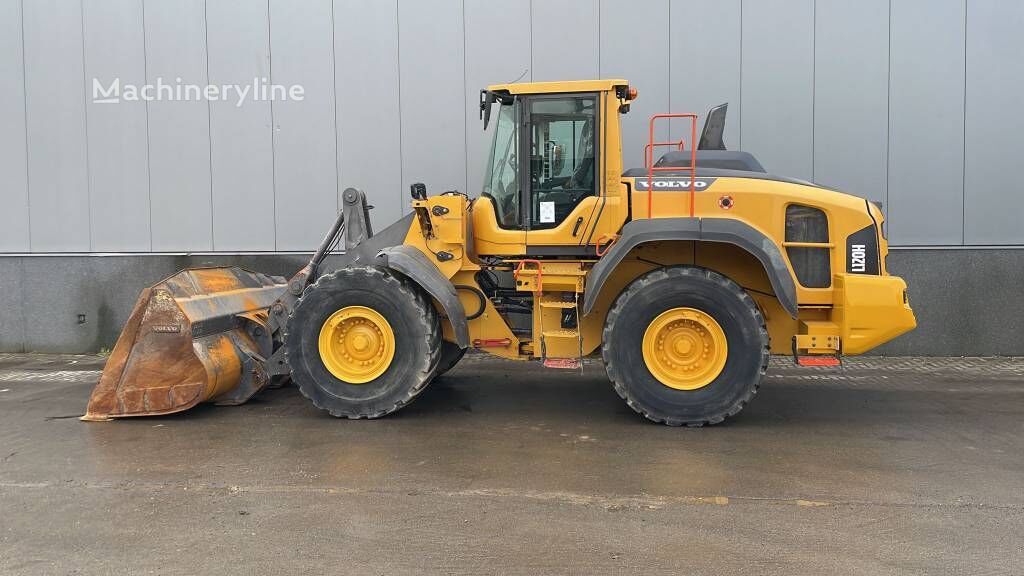 Volvo L 120 H prednji utovarivač