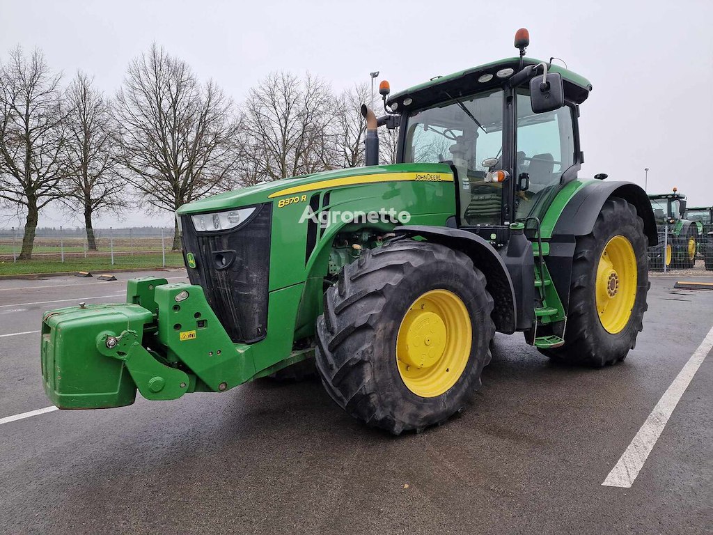 John Deere 8370R traktor točkaš