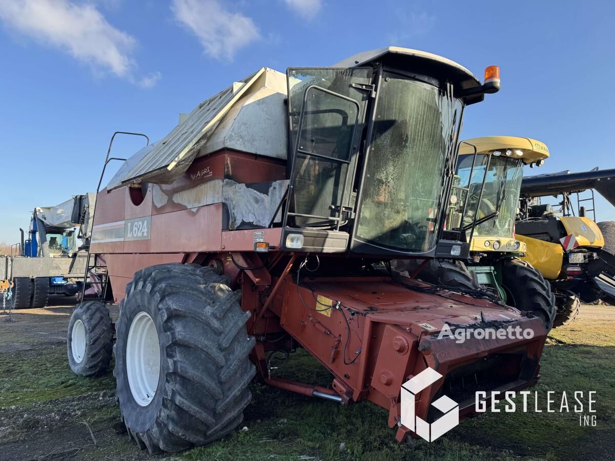 Laverda L624 kombajn za žito nakon udesa