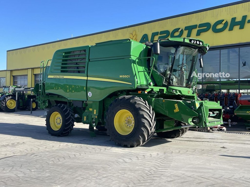 Novi John Deere W660i kombajn za žito