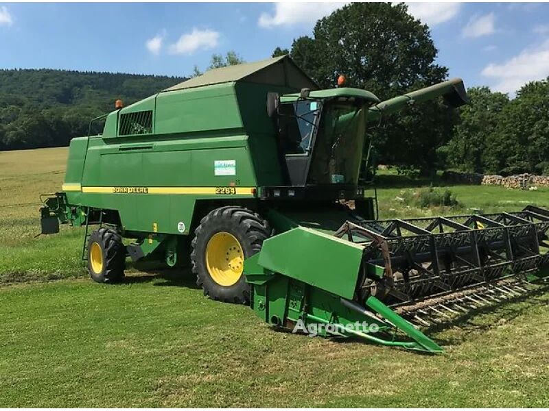 John Deere 2264 kombajn za žito