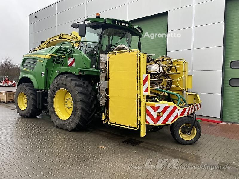 John Deere 8700 krmni kombajn