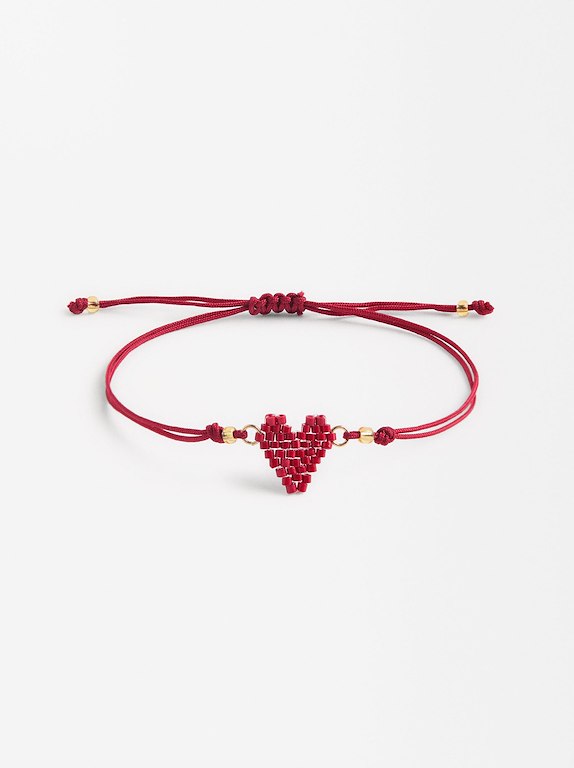 Adjustable heart bracelet with crystals