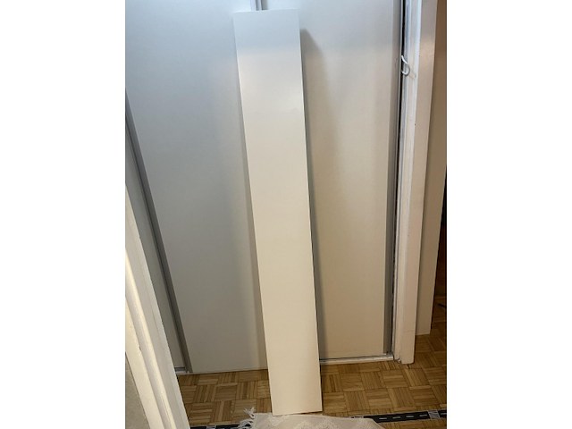 Lack IKEA police - bela 190cm i 2x crna 30cm