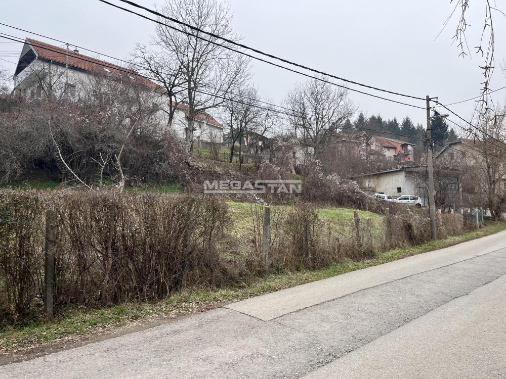 Banjica, uknjižen građevinski plac 122.000 €