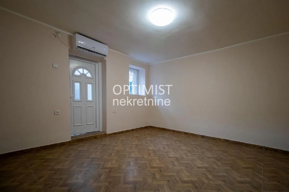 Kanarevo brdo, 20m2, 0.5, useljiv ID#2798 55.000 €