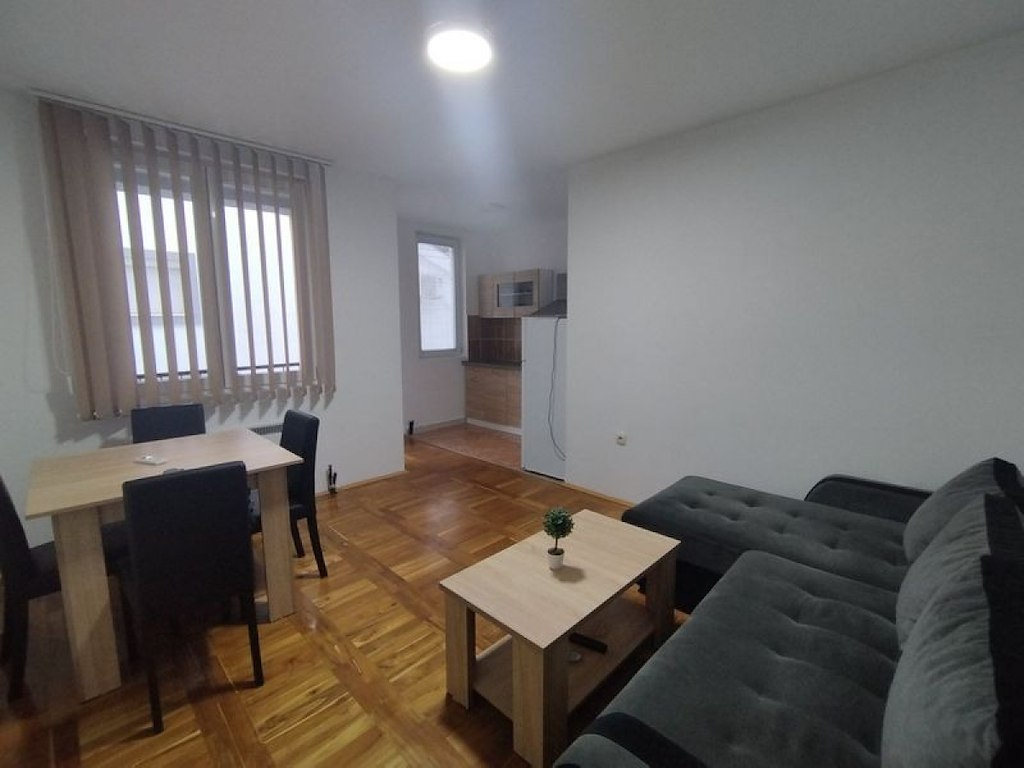 540860-Jednoiposoban-39m2-Telep