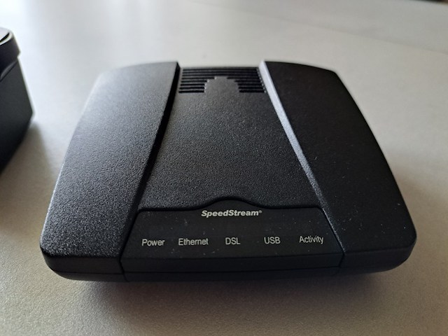 Siemens SpeedStream 4200 modem